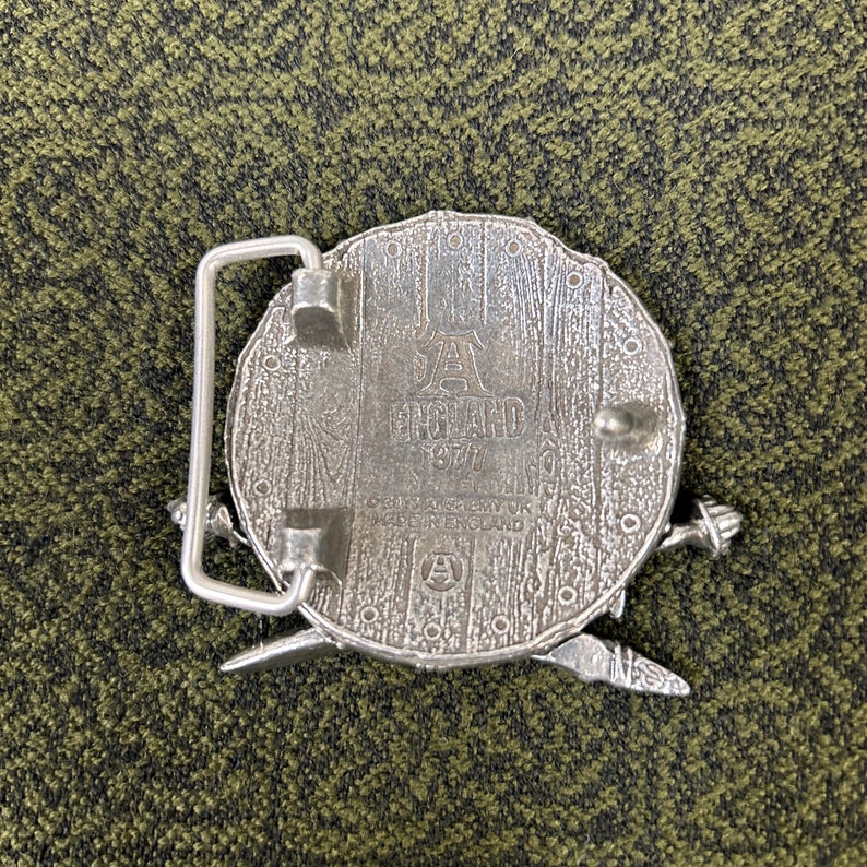 Viking Shield and Swords Belt Buckle - Etsy