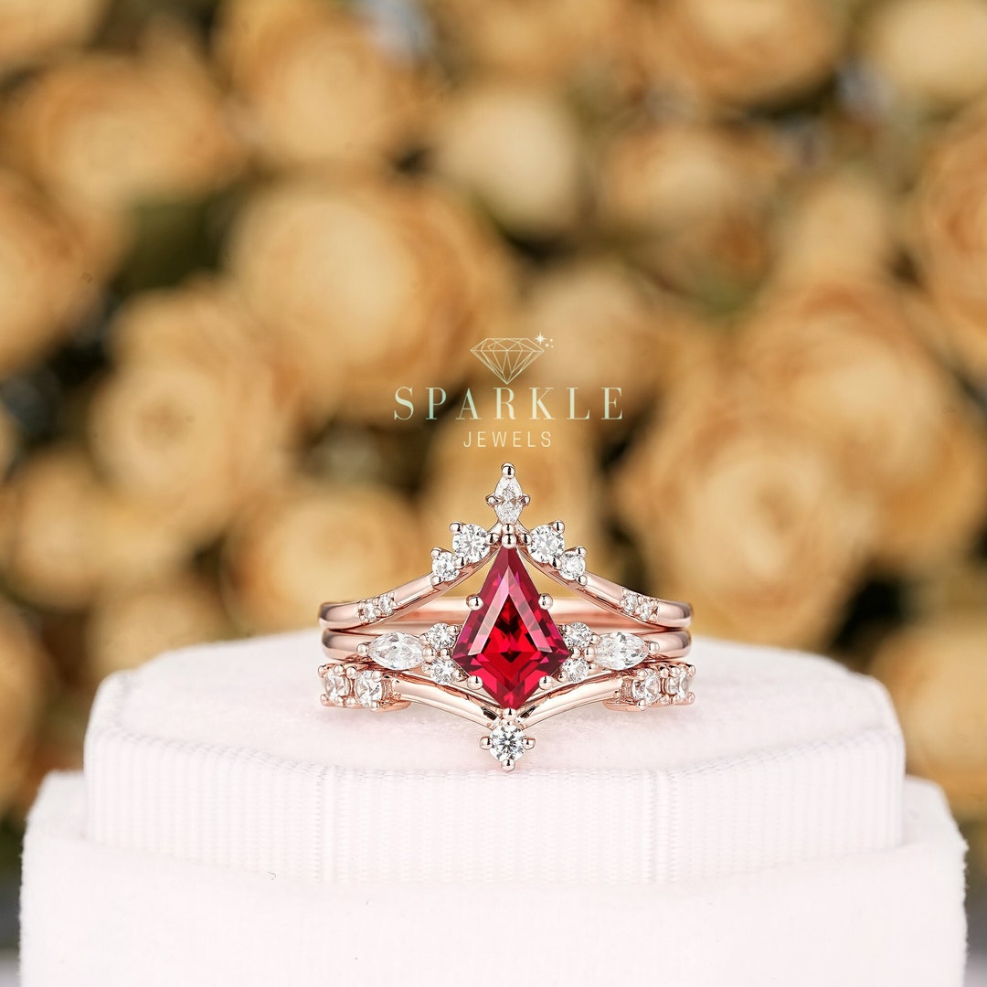 3PCS Kite Cut Ruby Engagement Ring Set, V Shape Rose Gold Bridal Set ...