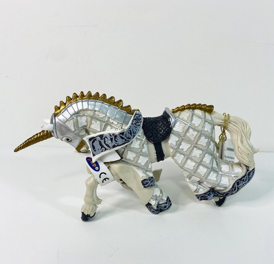Papo Knights Draped Horse Figure White Silver Black Pre-owned With Tags ...