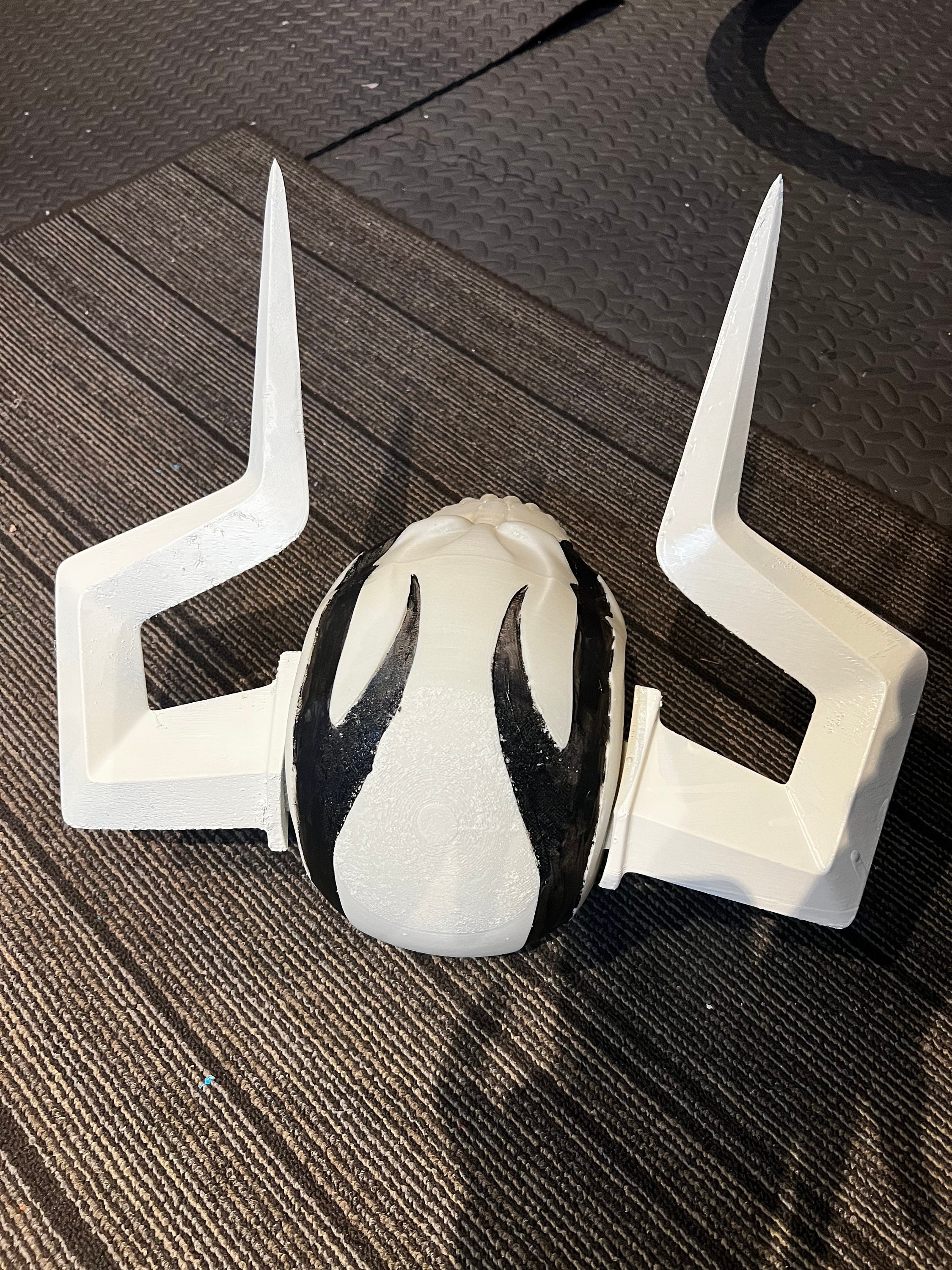 Bleach Ichigo Full Hollow Vasto Lorde Mask W/ Glow in the Dark Face. - Etsy