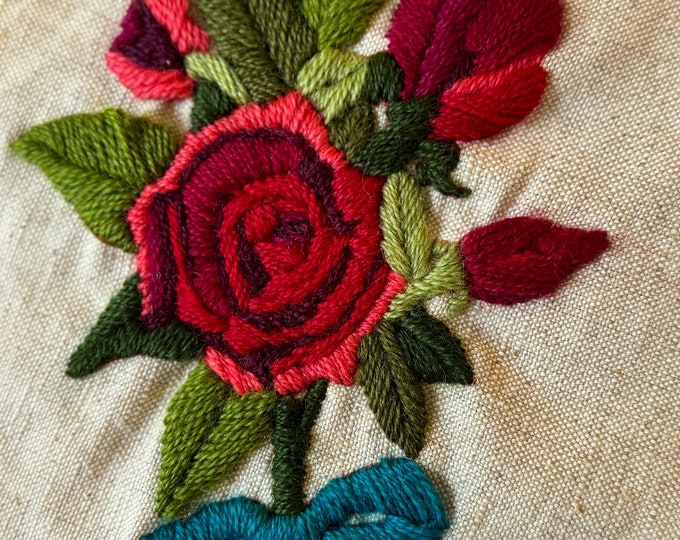 Vintage Roses Crewel Embroidery/8" X 10"/floral Crewel Design/vintage ...