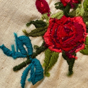 Vintage Roses Crewel Embroidery/8 X 10/floral Crewel Design/vintage ...