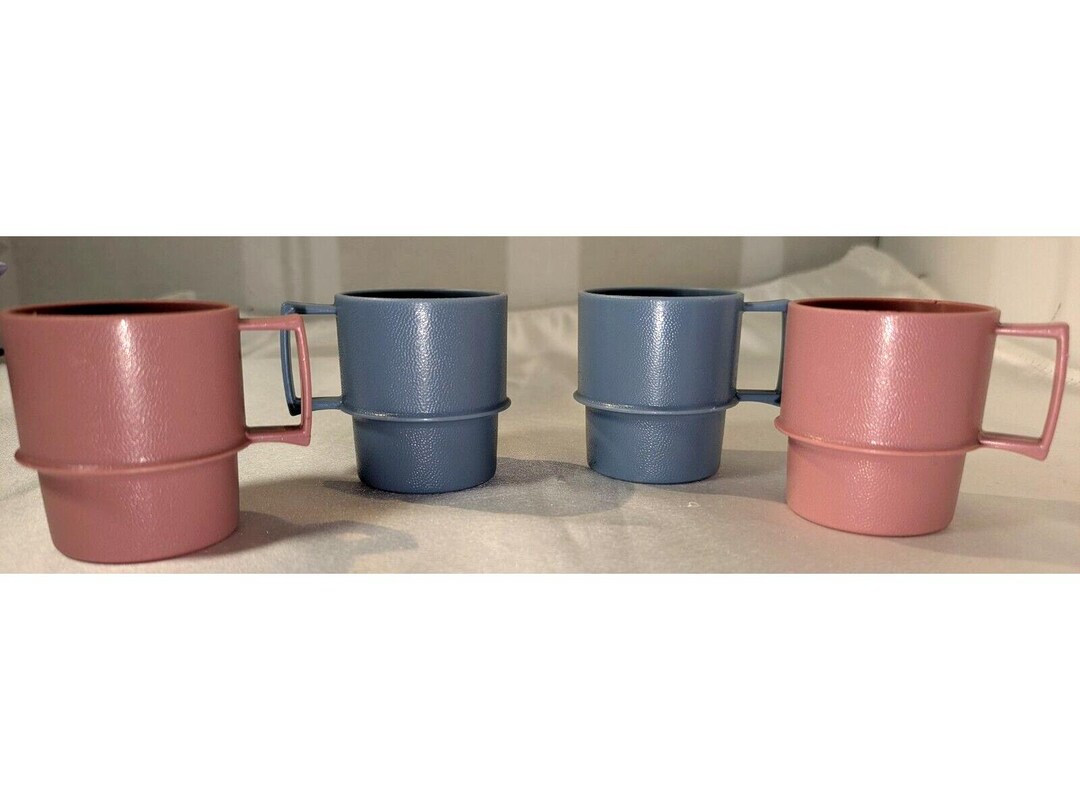 Vintage 1980’s TUPPERWARE Toys Mini Set of 4 Mugs Pink and Blue 1400 - Etsy