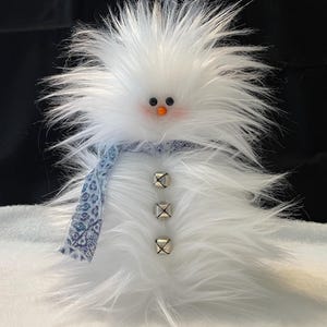 Frazzled Snowman, Cute Fluffy Furry Snowman, Holiday Decor, Long White ...