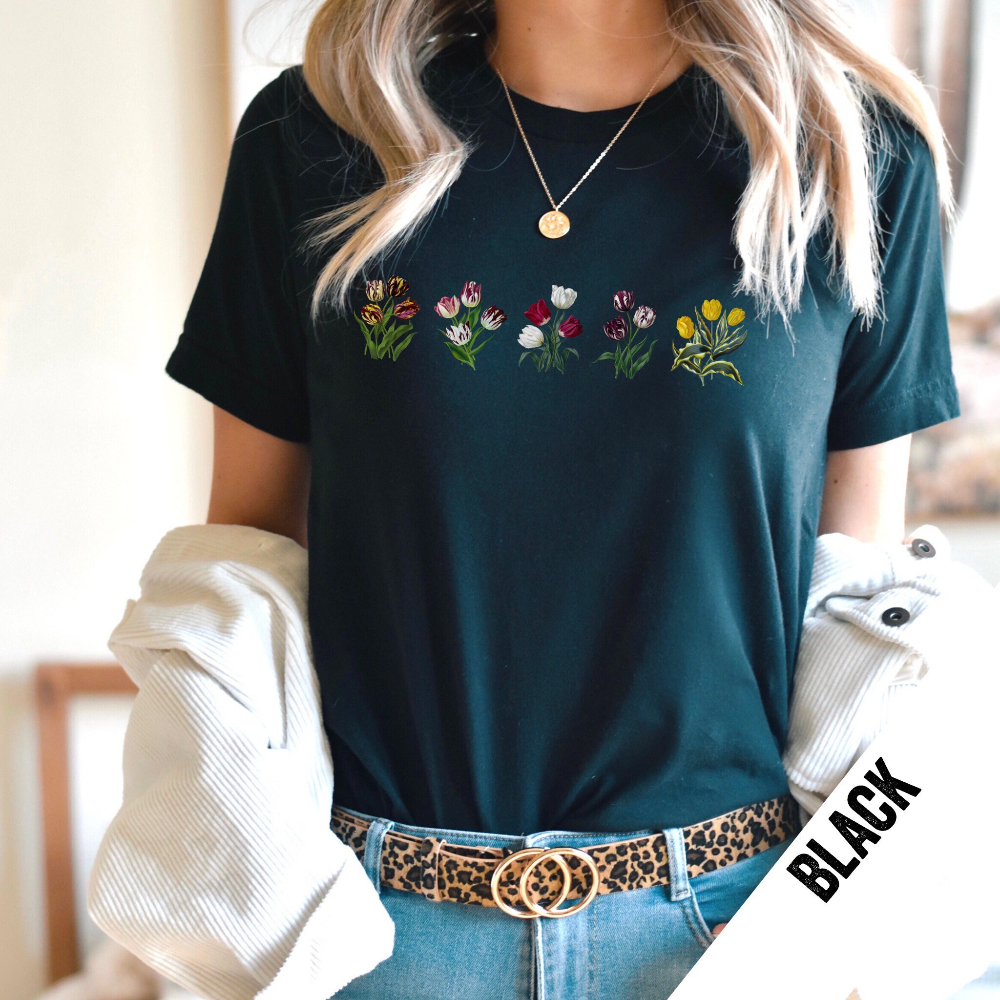 Tulip Cottage Core Flower T-shirt, Floral Shirt, Wildflower Cottagecore ...