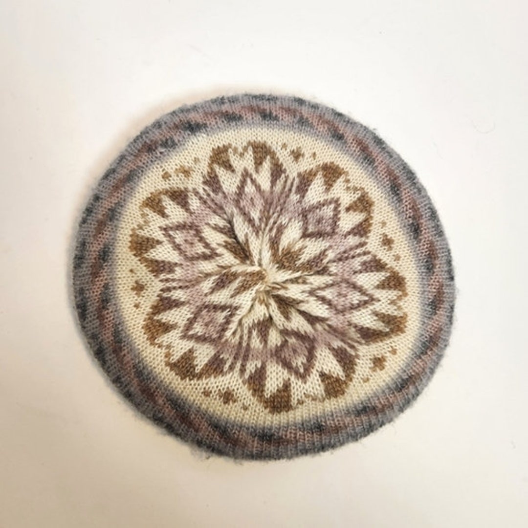 Aris Vintage Hippie Hand Knit Beret Purple Lilac Cream Artist Hat Cap ...