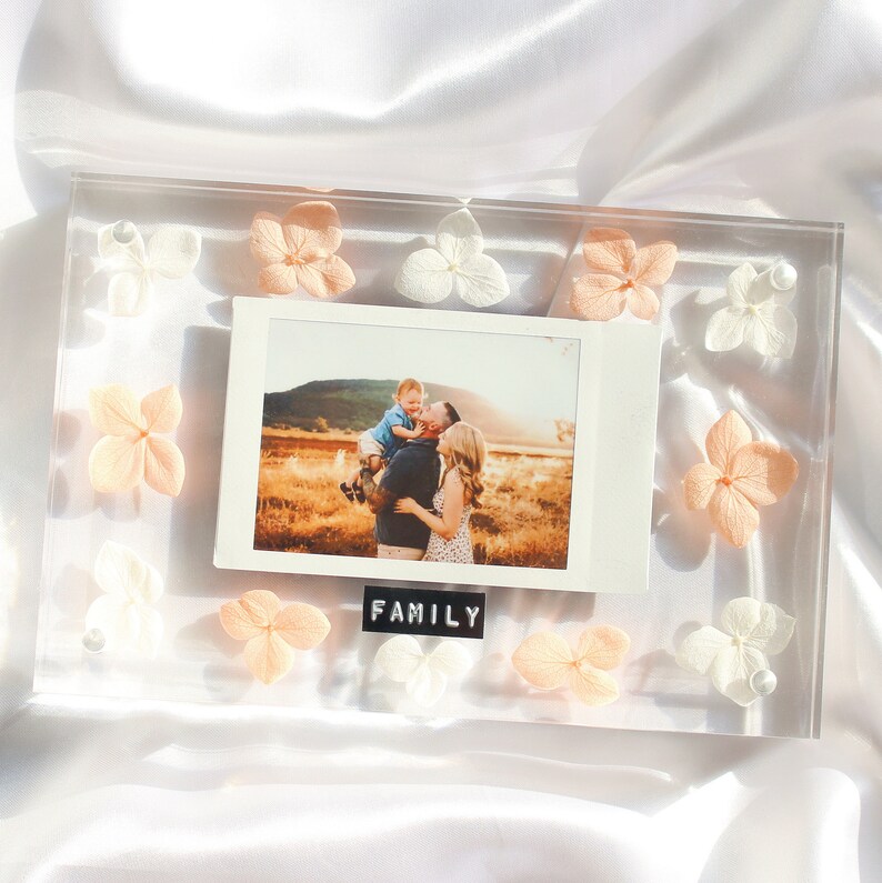 Personalised Flower Photo Frame ⎮ Birthday Gift ⎮ Floral Picture Frame ...