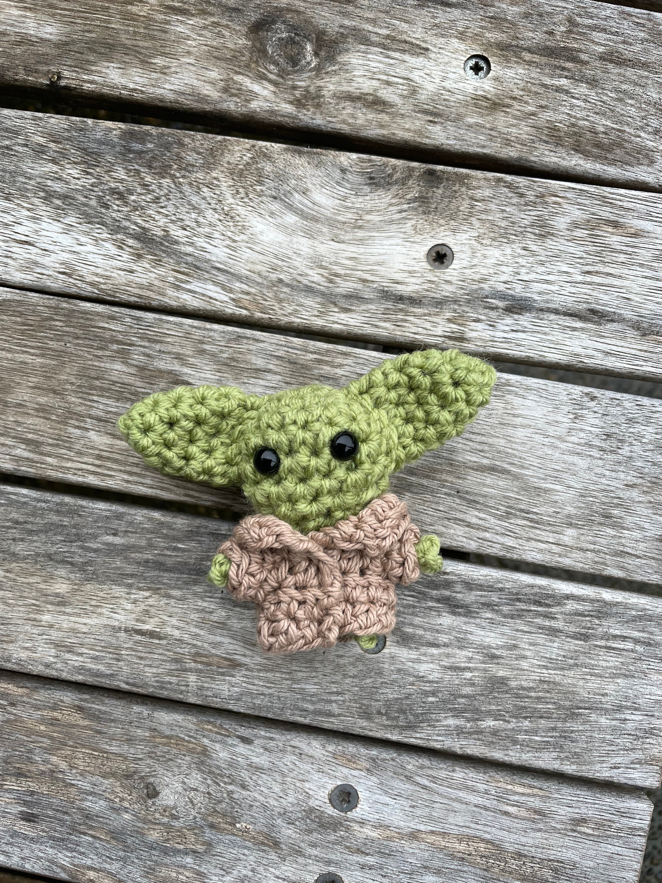 Crochet Mini Grogu / Baby Yoda *LOW SEW* Pattern - Etsy