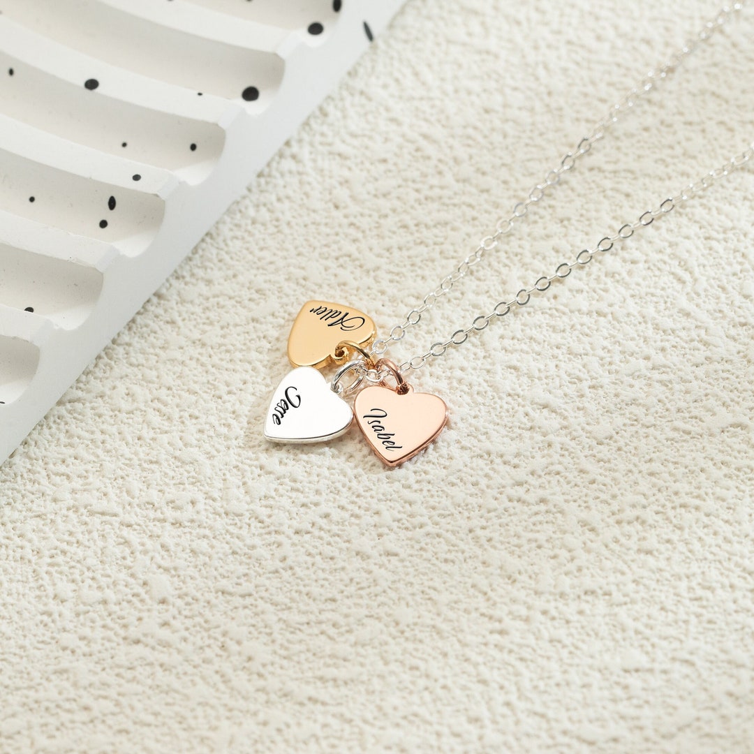 Engraved Hearts Name Necklace Personalized Mom Necklace With - Etsy