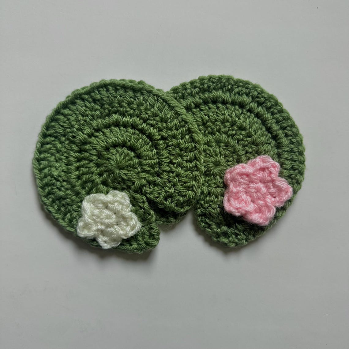 CROCHET PATTERN - Lily Pad Coaster Easy to Make Frog Coaster Lily Pad ...
