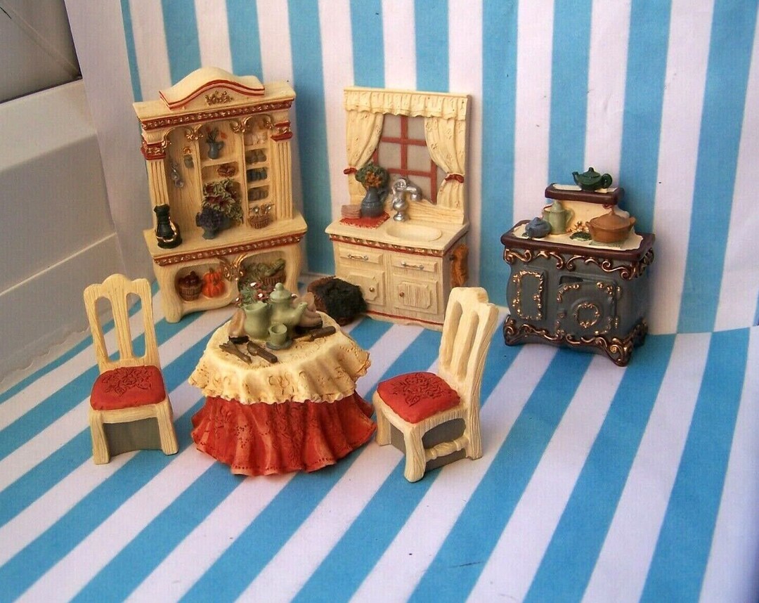 Dolls House, Avon, 24th, Kitchen Set, Dresser, Sink Unit, Aga, Table ...
