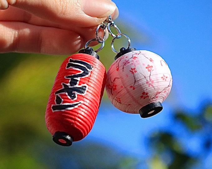 Japanese Lantern Keychain Pair Homemade Hand Painted and 3D Printed - Etsy