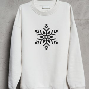 30 Snow Flakes Svg Bundle, Christmas Snowflakes SVG, Simple Snowflake ...