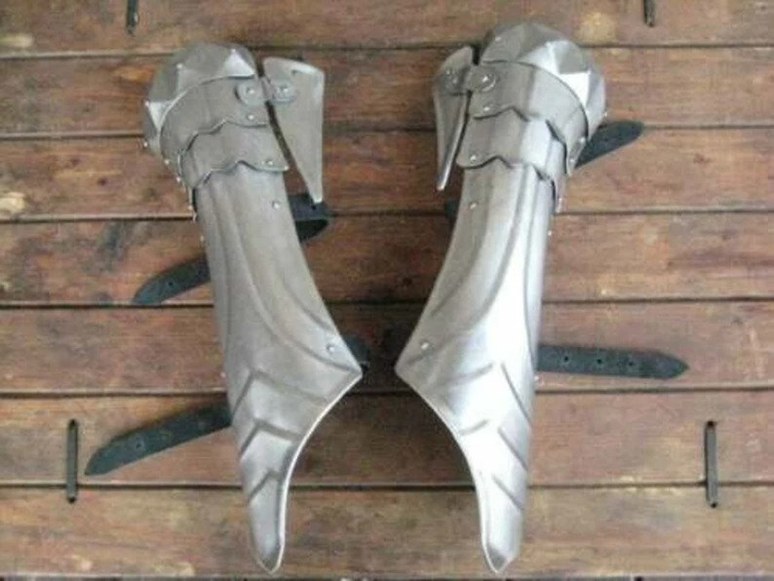 Which King Medieval Gloves Pair of Arm Bracers Fantasy - Etsy