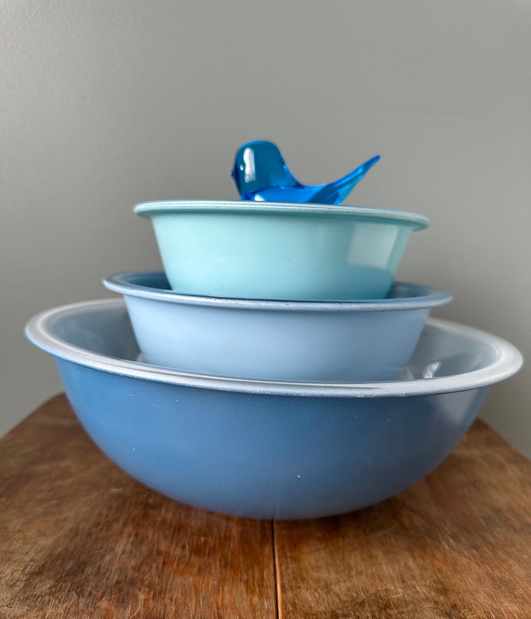 Blue Rainbow Pyrex Clear Bottom Mixing Bowls #322, #323 & #326 - Etsy