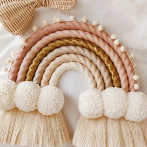 Macrame Rainbow / Babyroom Decor / Rainbow Decor / Nursery Rainbow ...