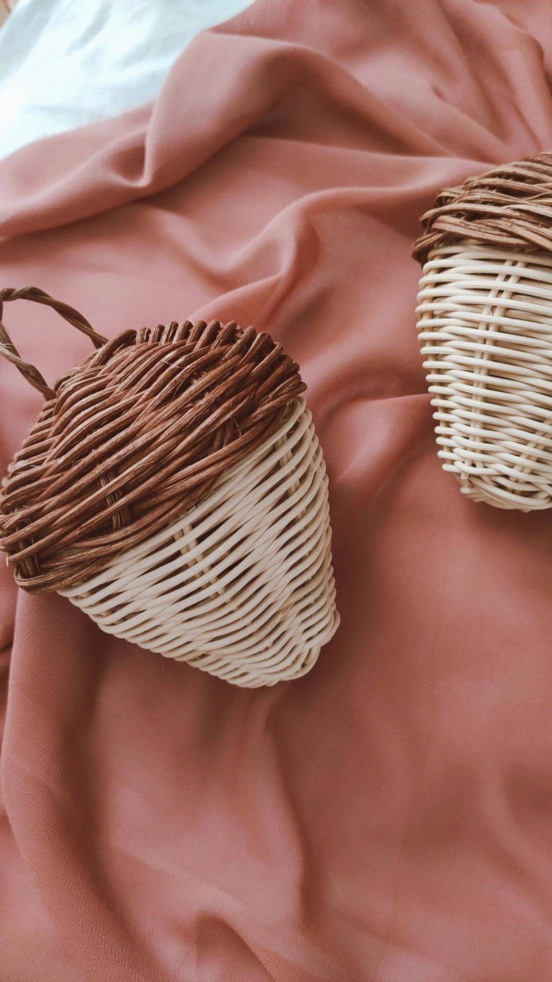 Baby Rattan Rattle / Rattan Acorn / Rattan Acorn Rattle - Etsy