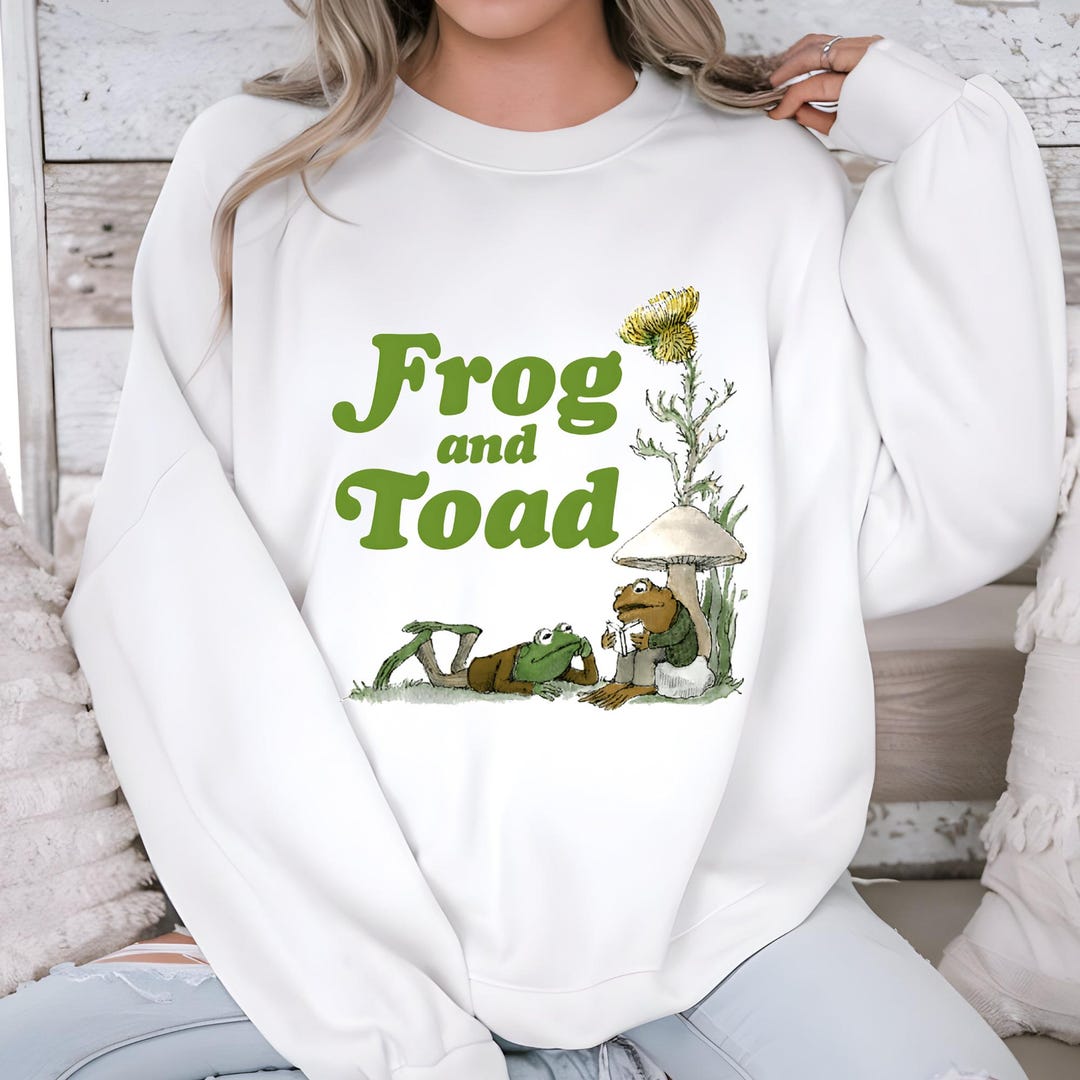 Vintage Classic Book Frog and Toad Sweatshirt, Frog & Toad Fishing ...