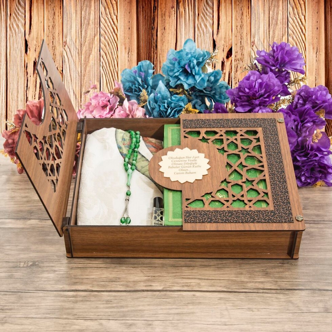 Personalized Quran Gift Set, Prayer Rug, Rosary, Essence Gift Islamic ...