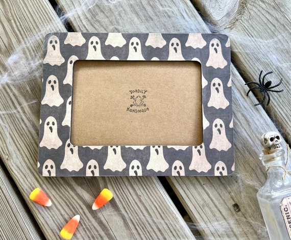 Halloween Ghost Picture Frame Halloween Frame Vintage - Etsy