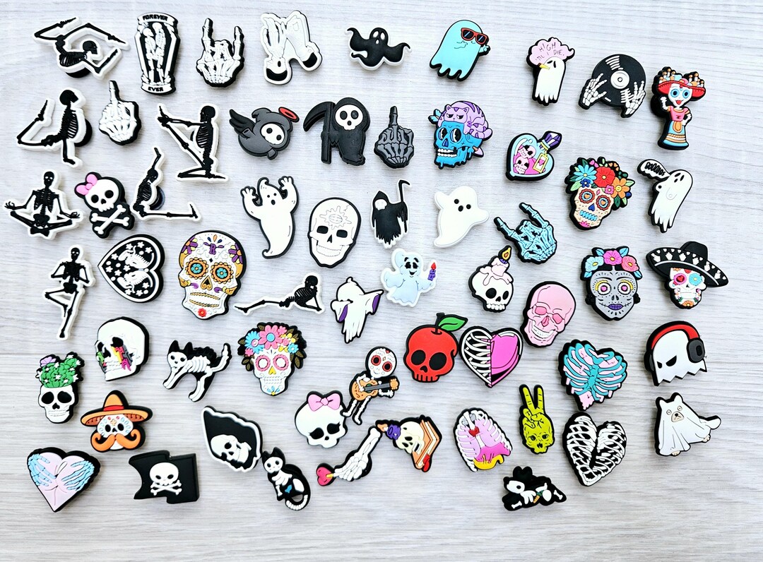 Halloween Skeleton and Ghost Jibbitz Jibz Crocs Clogs Charm Sugar Skull ...