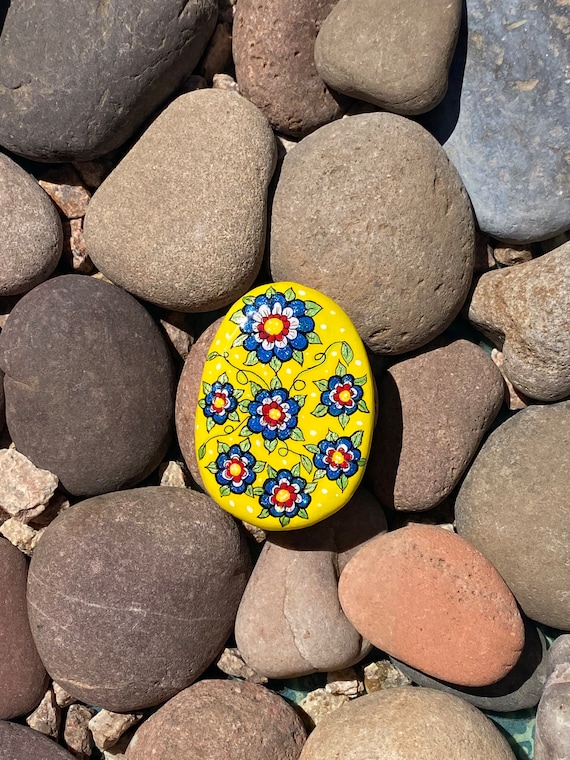 Dark Blue Pictures Of River Rocks