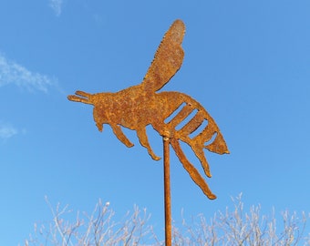 Rusty Metal Bee - Etsy UK