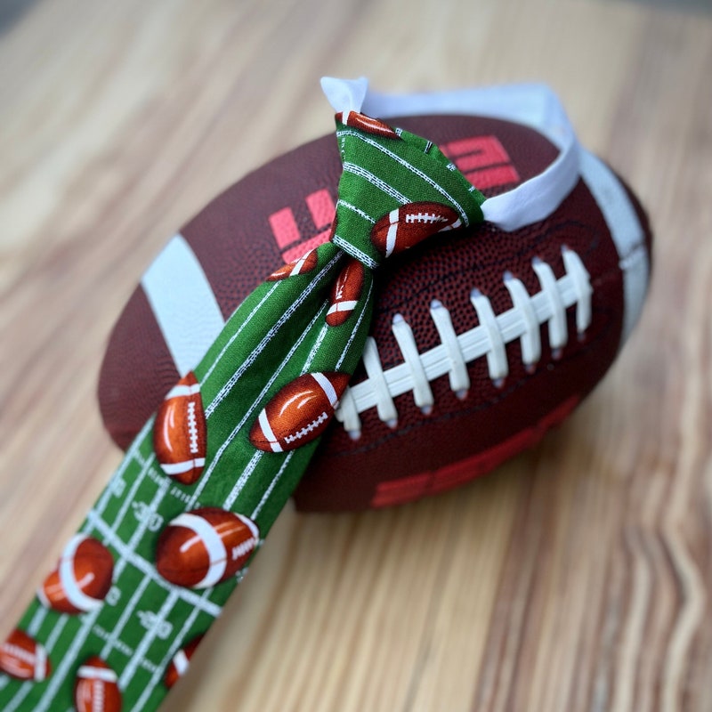Football Gifts - 60+ Gift Ideas for 2025