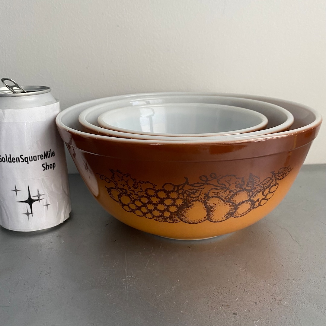 Vintage Set of 3 Pyrex by Corning Old Orchard Fruits Nesting Bowls Gold Brown - Etsy