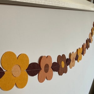 Daisy Flower Garland, Boho Neutral Theme Nursery Decor, New Baby Gift ...