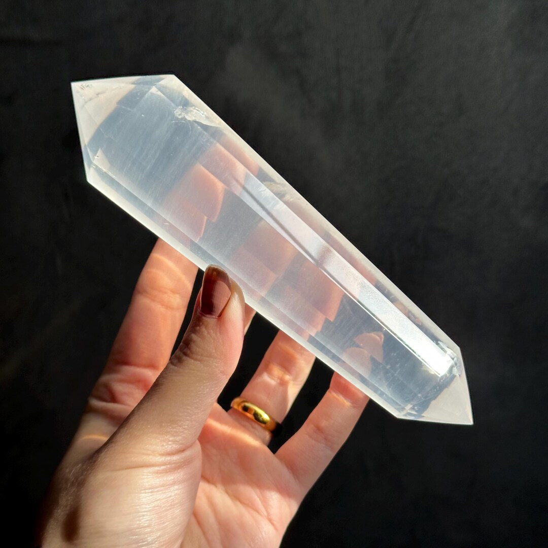 Beautiful Girasol Vogel! Faceted Crystal Wand - Unique Crystals - Etsy