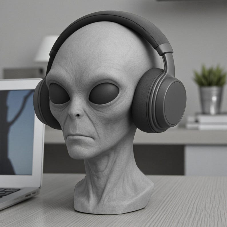 Headphone Stand Alien Bust, Sci-fi Desk Decor - Etsy