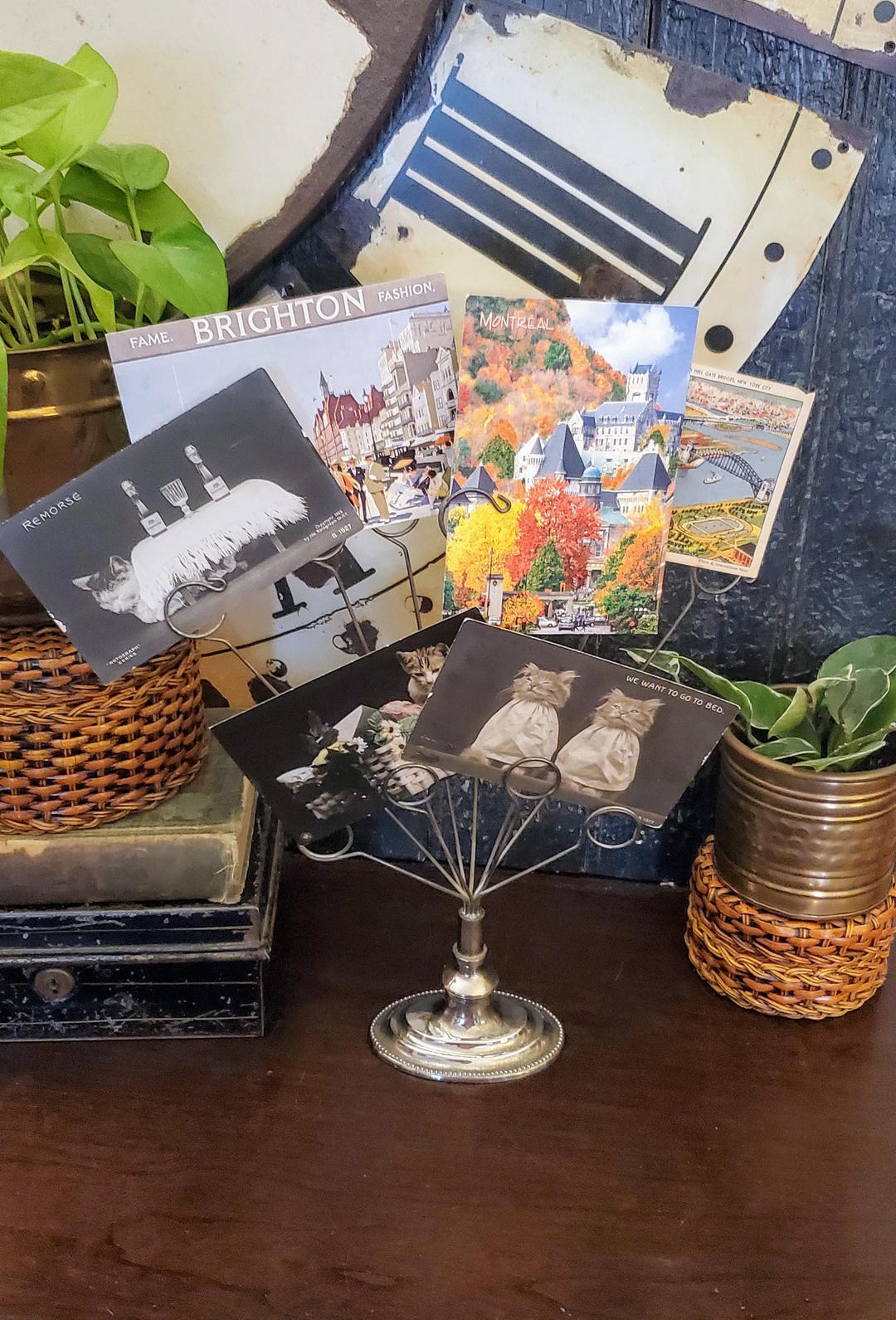 Vintage Metal Card Holder, Wire Card Display, Vintage Wire Post Card ...