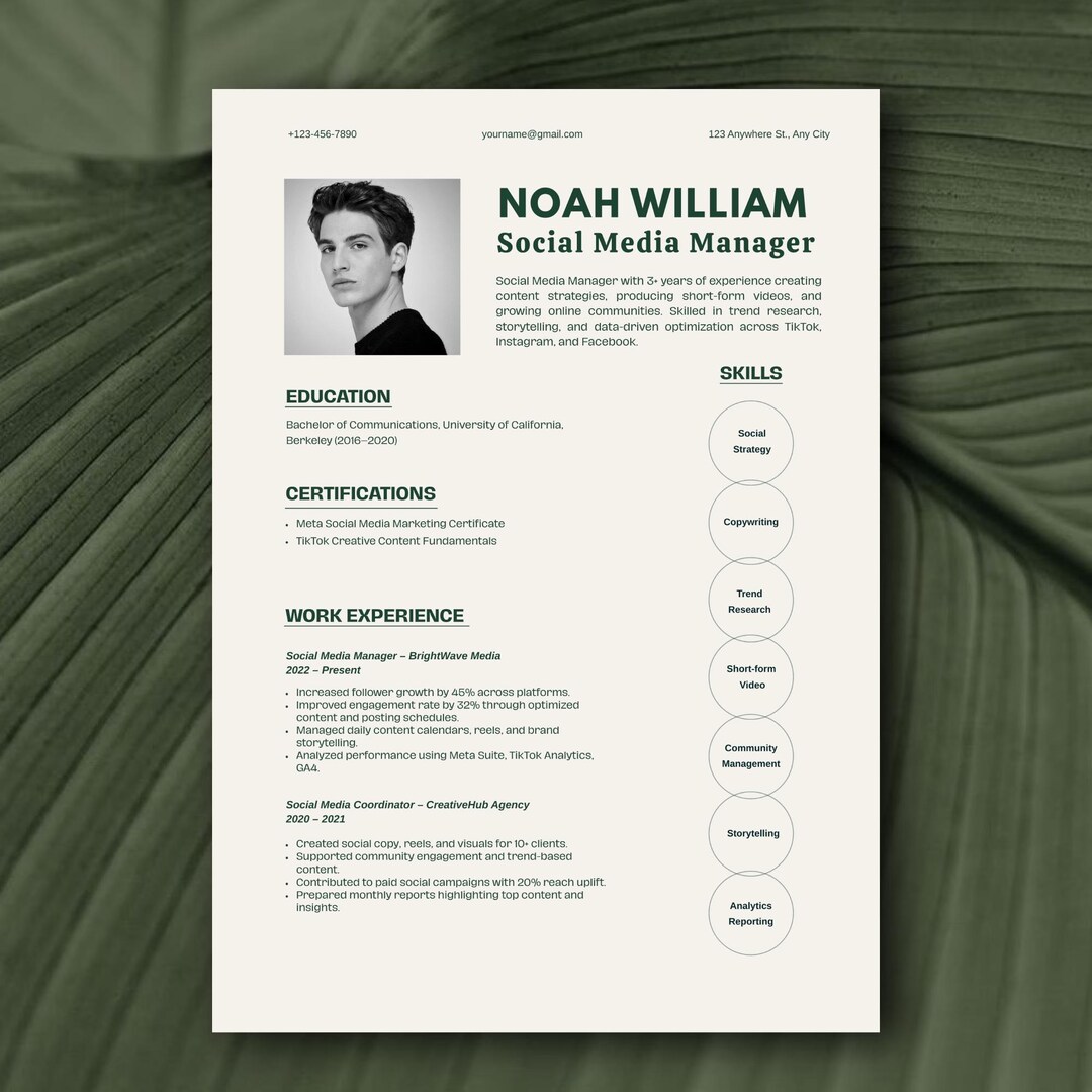 Social Media Manager Resume Template | Modern Green CV | Canva Editable ...