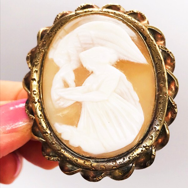 Camee broche - Etsy Nederland