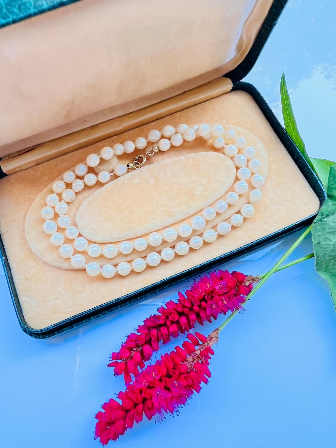 Akoya Pearls Necklace Set With 14 Ct Gold Clasp. Vintage Japanese ...