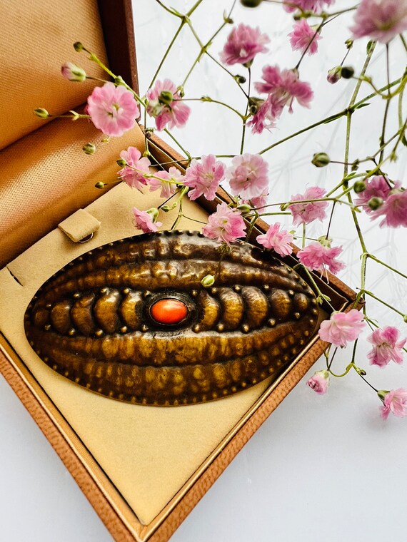 Antique Genuine Undyed Red Coral brooch. Rare antique… - Gem