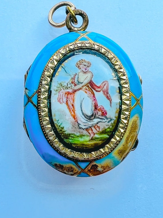 Antique 14K gold locket / medallion photo frame decor… - Gem