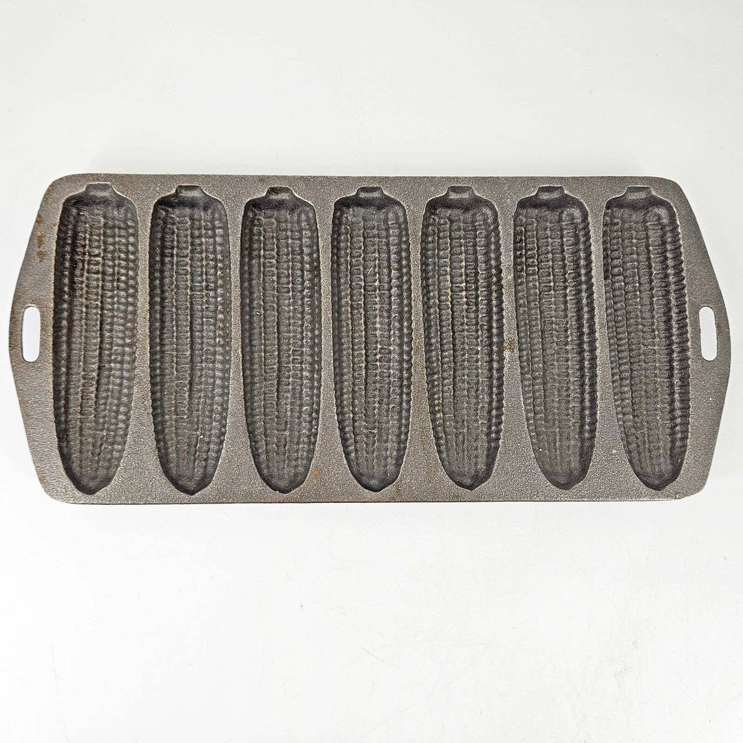 Vintage Cast Iron Corn Bread 7 Section Stick Pan, Made in USA - Etsy