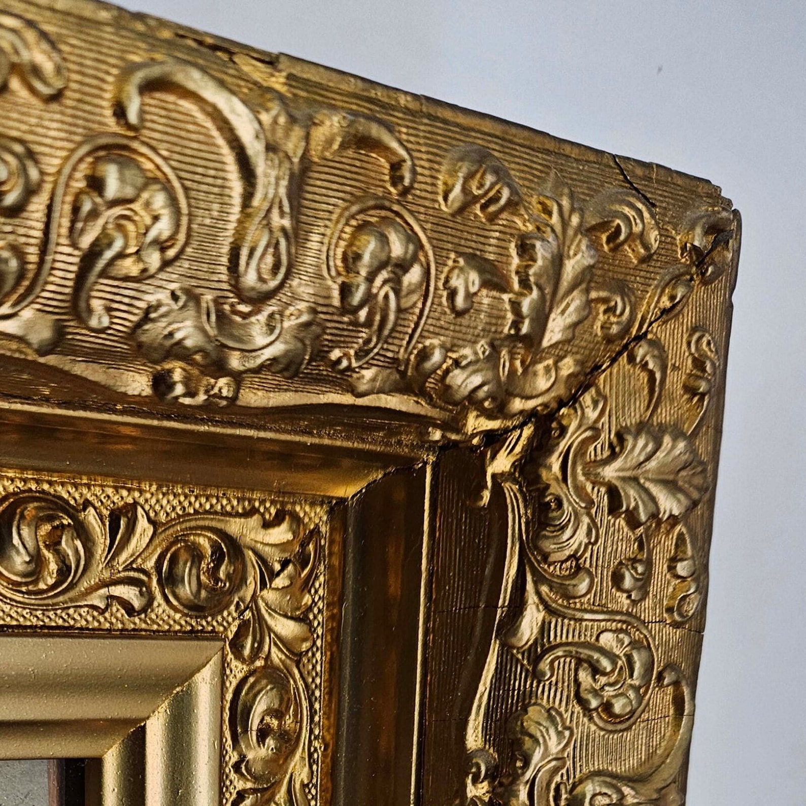 Vintage Antique Gilded Gold Picture Frame Gilt Wood and Gesso for 14X11 ...