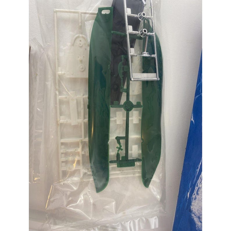 Minicraft Model Kit 1/350 Scale Sagres, Portuguese Navy Training Ship ...