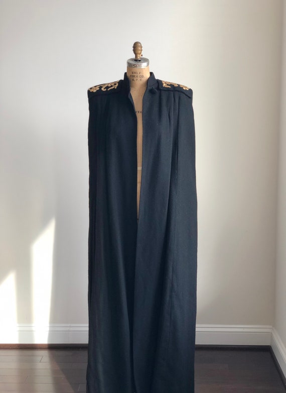 vintage gold cape by - Gem