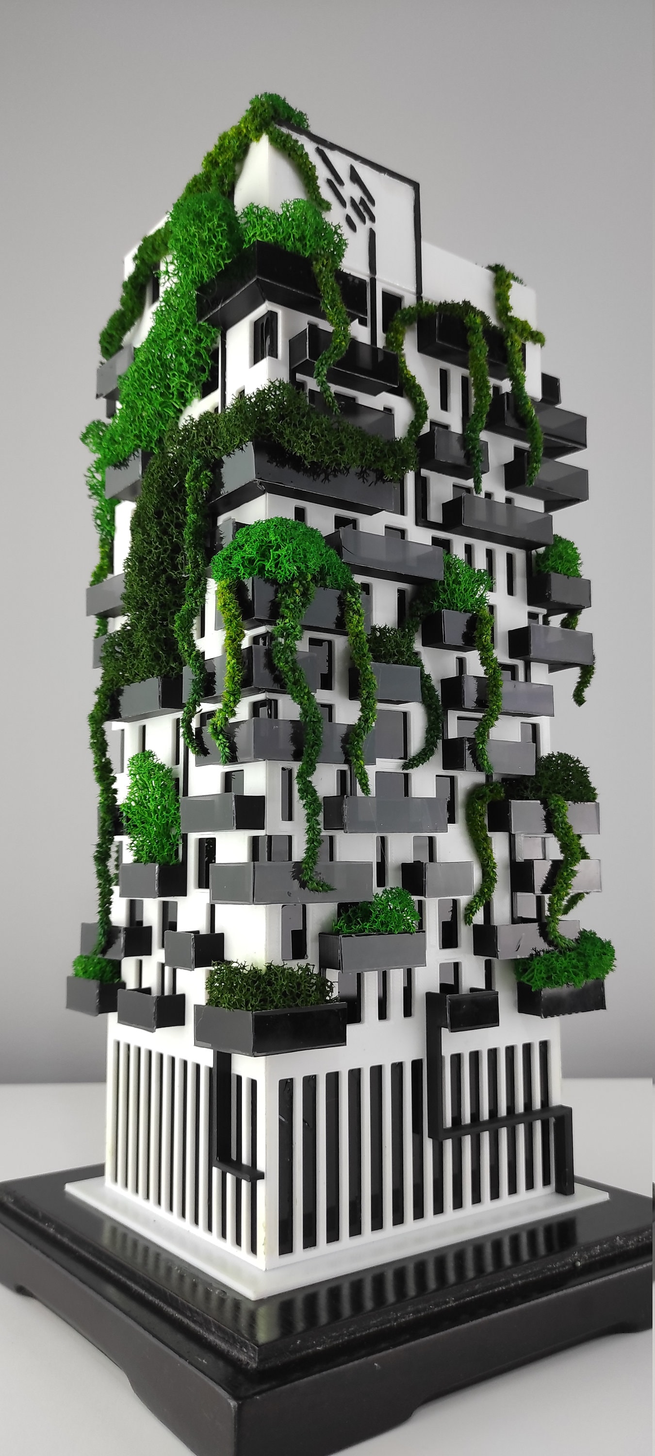 Preserved Moss Skyscraper in a Terrarium by Skygardeen - Etsy