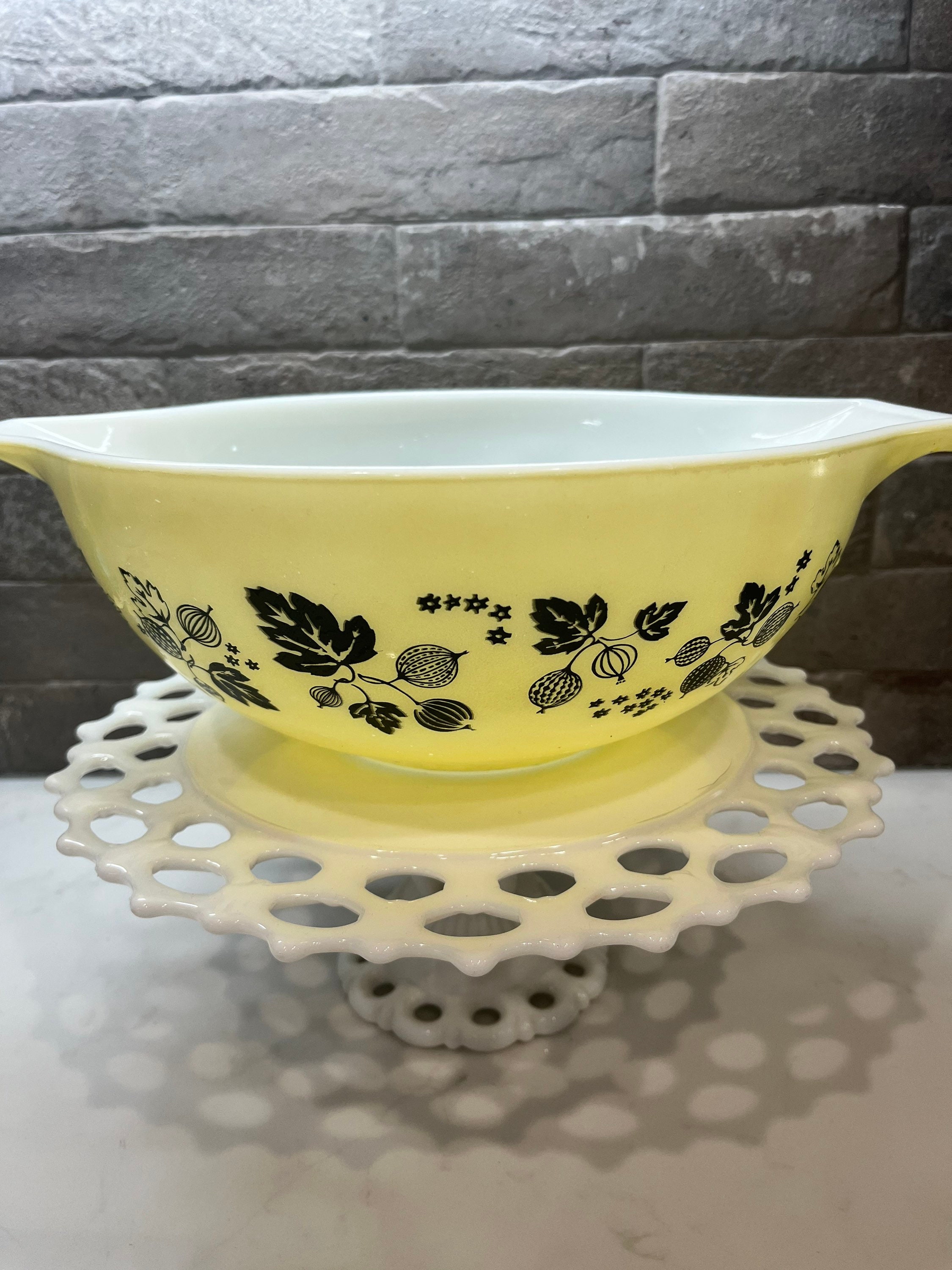 Pyrex Yellow Gooseberry Cinderella Bowl 444 - Etsy