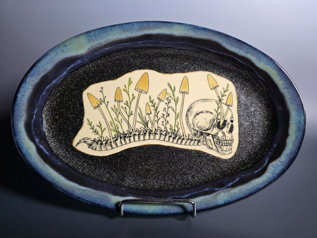 Ceramic Mushroom Skull Spine Dish, Trippy Rolling Tray, Mushroom Lover ...