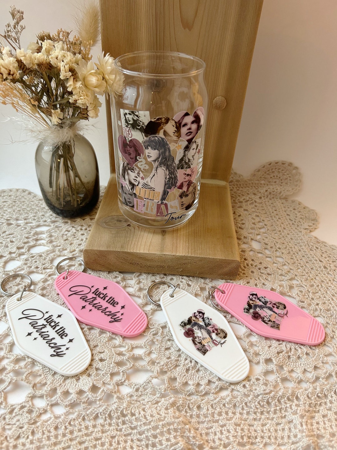 Motel Keychain Swiftie Keychains Gift Ideas Stocking Stuffer Taylor ...