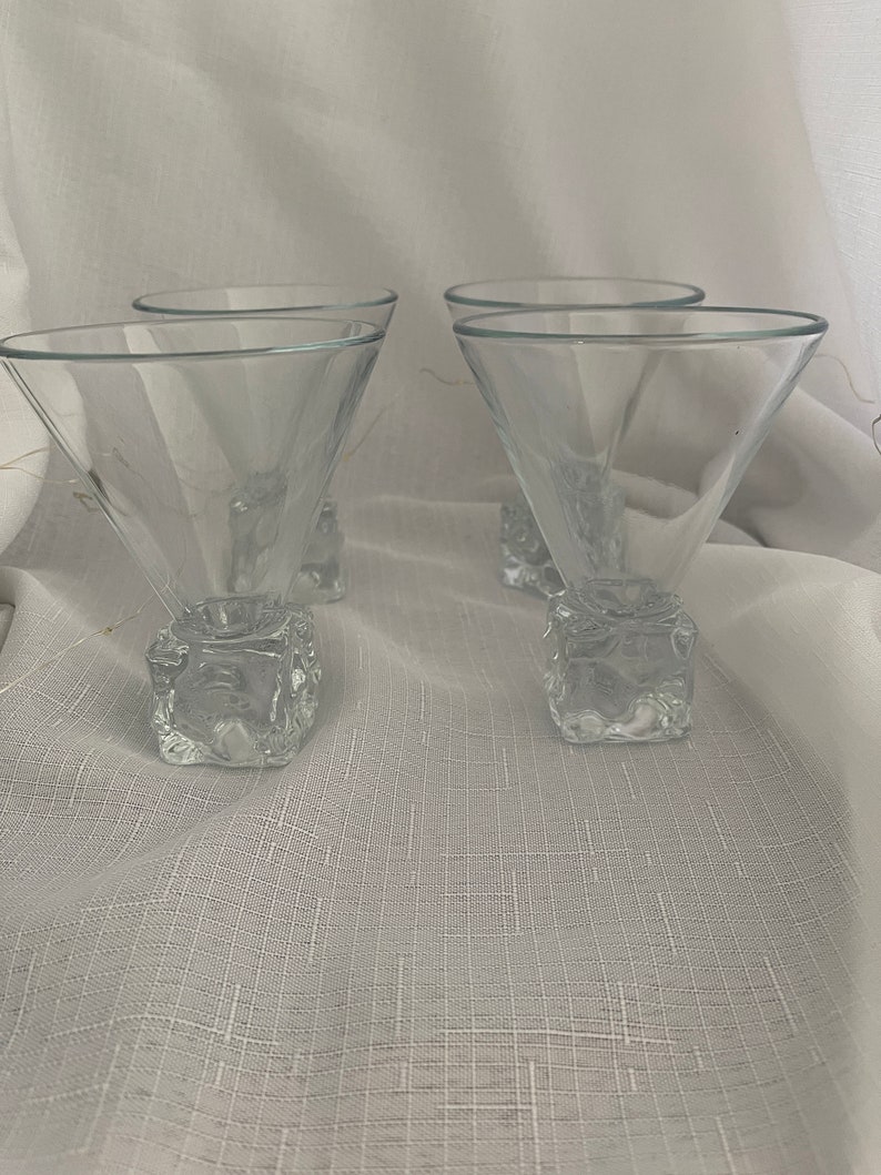 Vintage Disaronno Melting Ice Cube Base Martini 7 Oz. Glasses - Etsy
