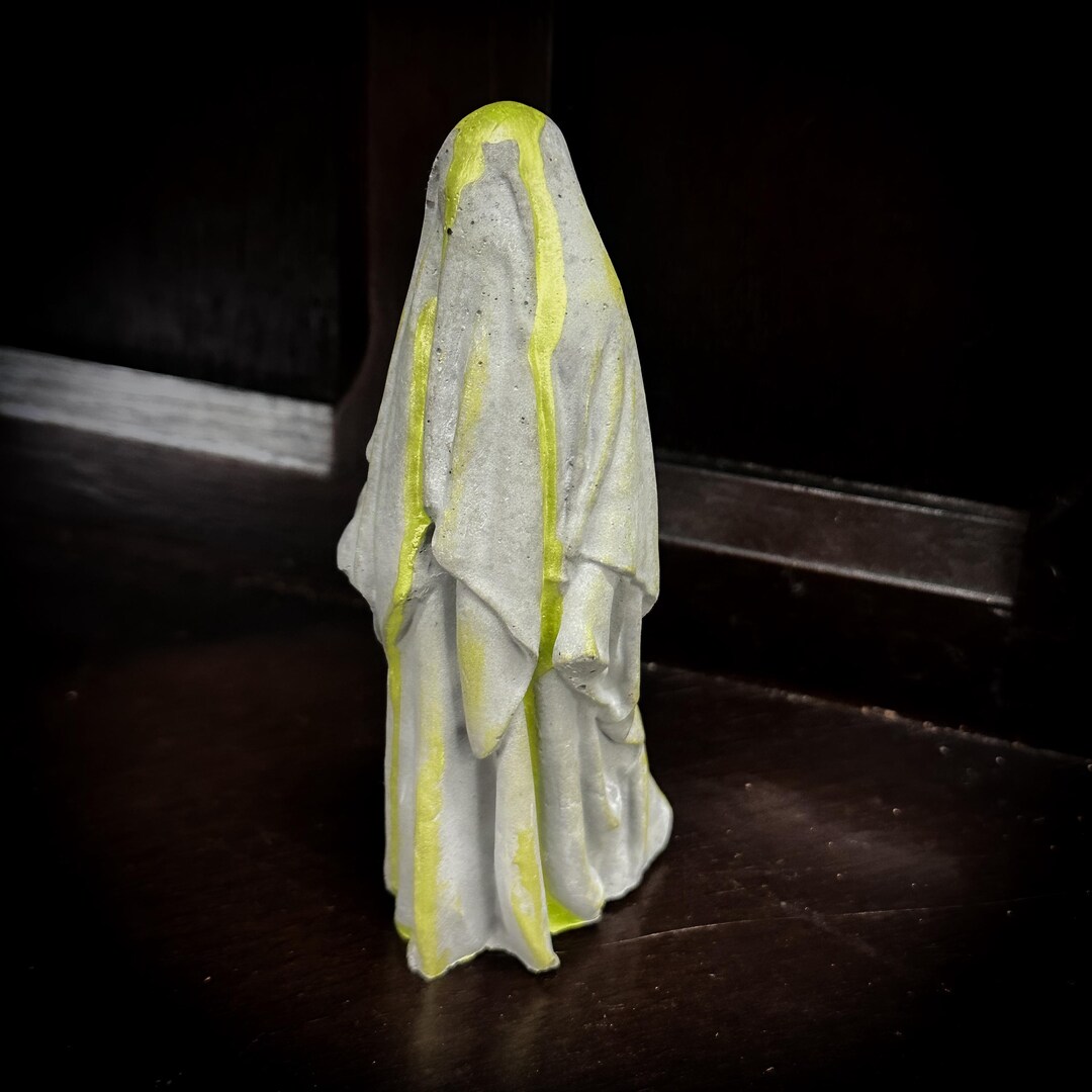 Concrete Ghost Statue With Yellow Drip Effect Ghost Ornament Little ...