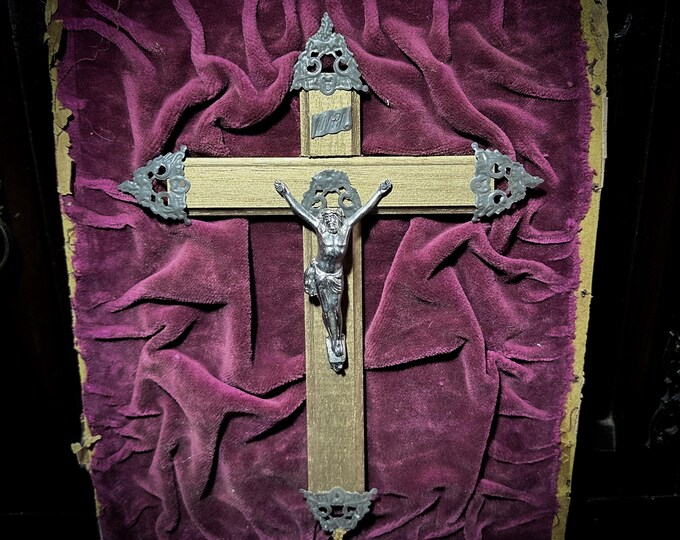 Antique Crucifix on Velvet Background | Antique Ornament | Antique ...