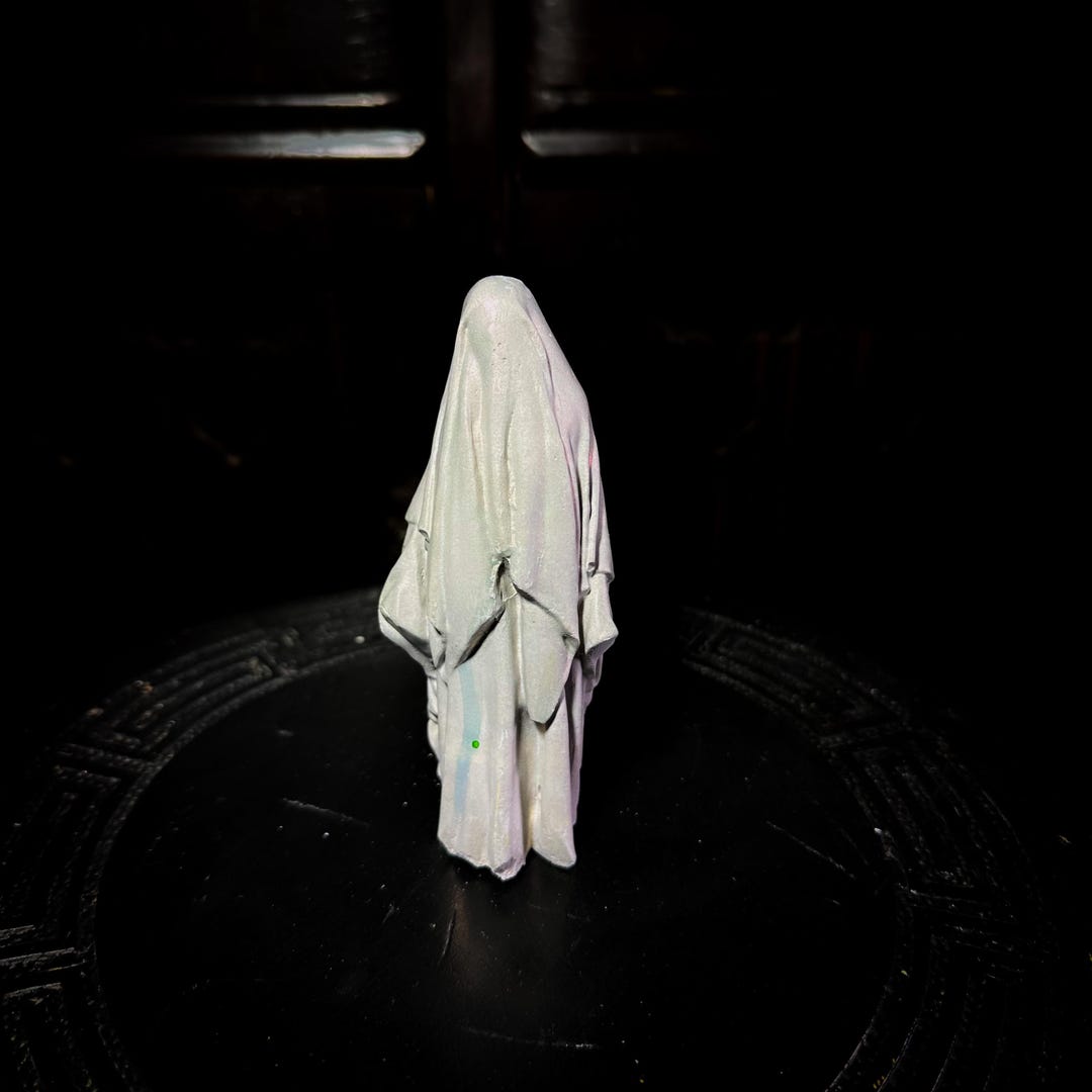 Little Ghost Concrete Statue Statues Ghost Model Spooky Gifts Victorian ...